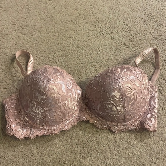 Marilyn Monroe | Intimates & Sleepwear | Marilyn Monroe Bra 36c Like ...